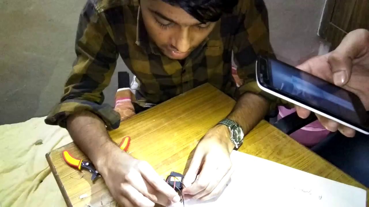 How to make electronic eye security system at home||electronics ...