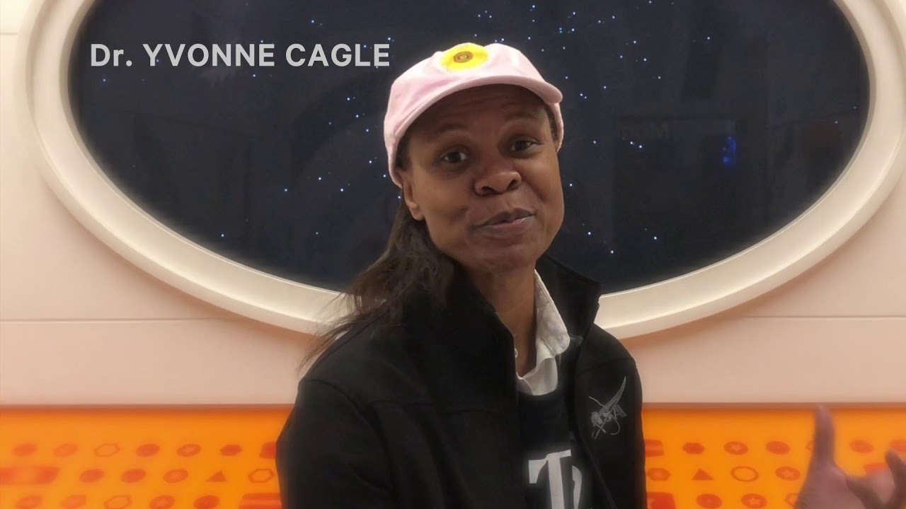 NASA Astronaut Dr. Yvonne Cagle visits Space Place - YouTube