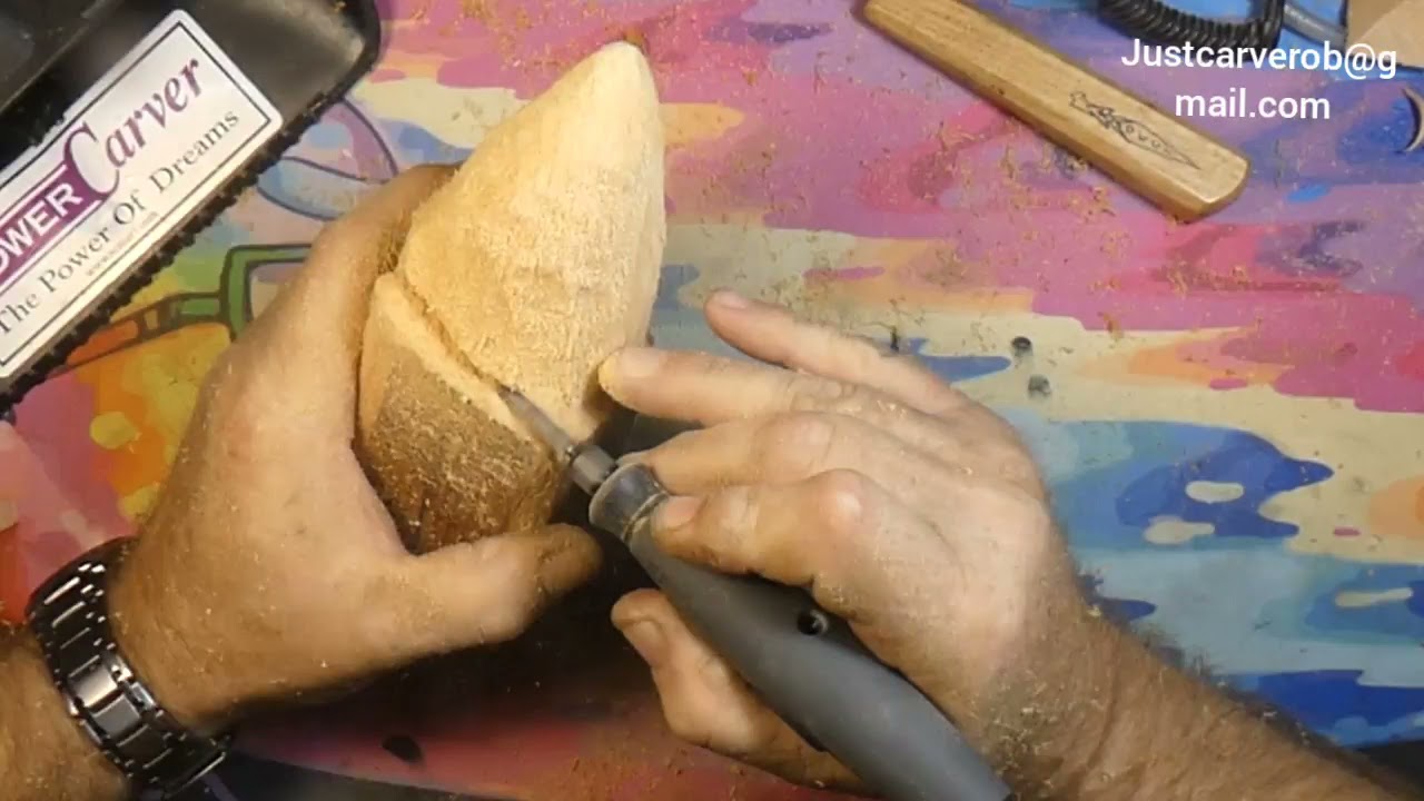 wood carving a gnome with the Dremel 4000 an Dremel 732 - YouTube