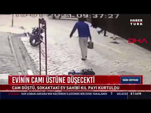 Evinin camı üstüne düşecekti, kıl payı kurtuldu... O görüntüler kameraya böyle yansıdı