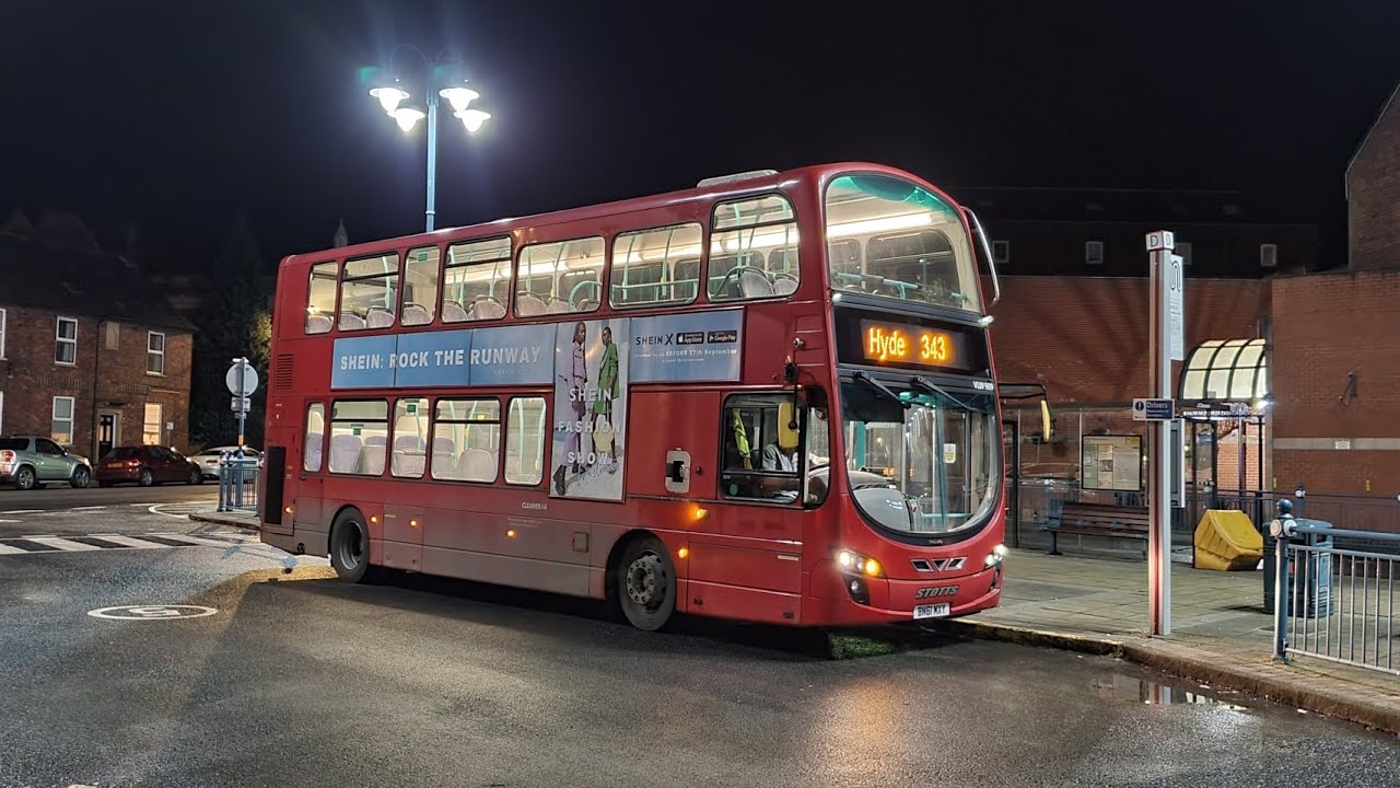 Stotts of Oldham Volvo B9TL/Wright Eclipse Gemini 2 BN61MXY (VN37971 ...