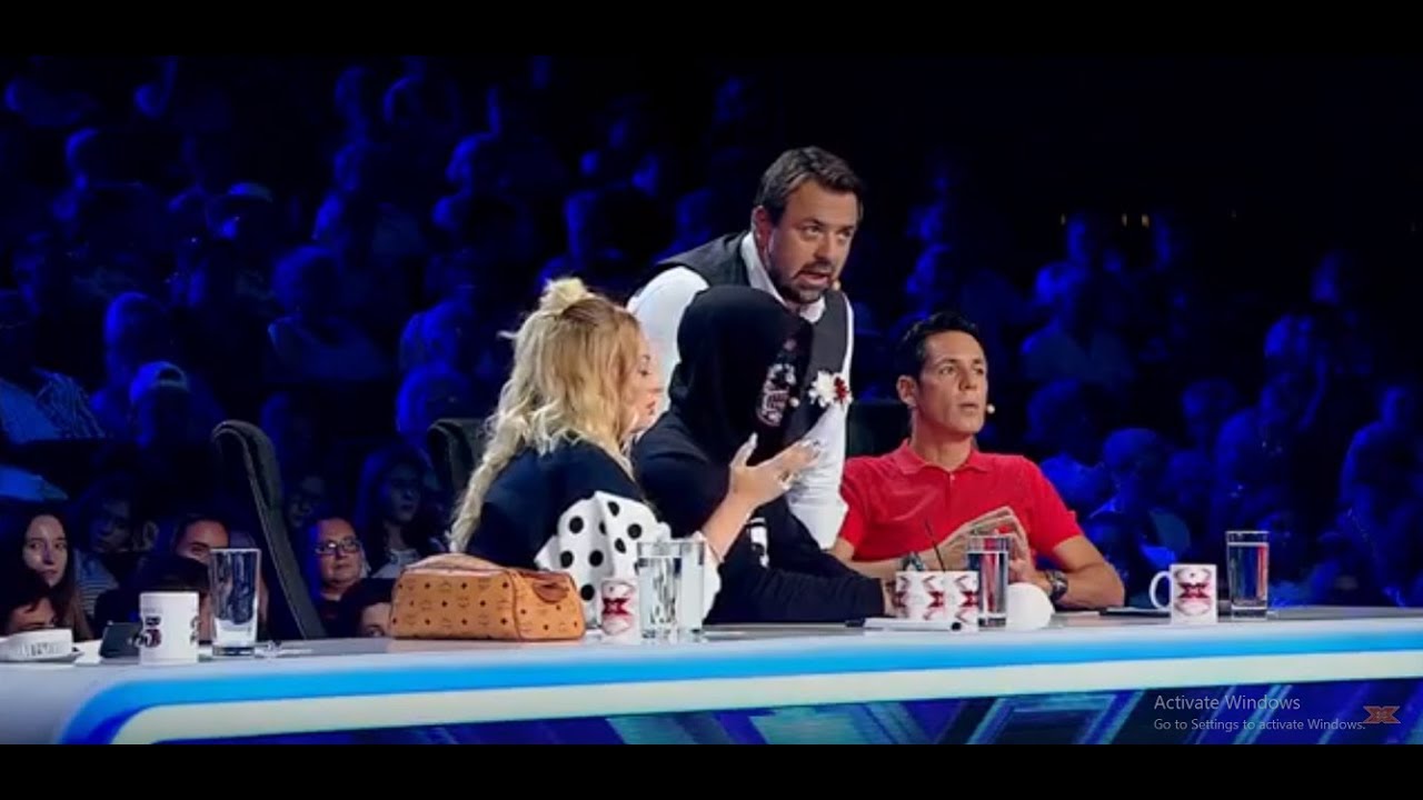 Juriul cântă piesa lui Mihai Marin, "Doar noi doi" - YouTube