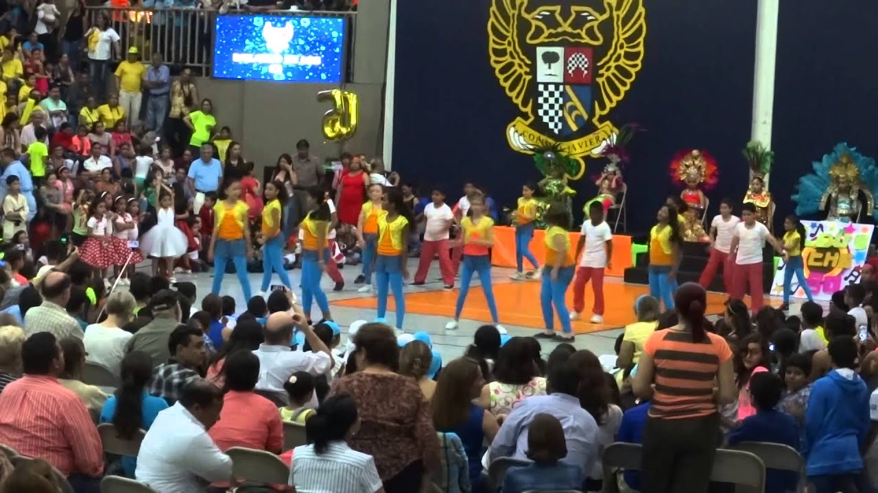 Colegio Javier Panamá 2015 07 30 - YouTube