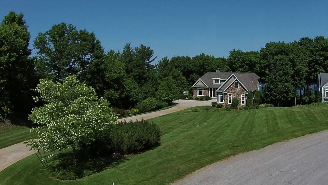 3981 Smokey Ridge Aerial Views - YouTube