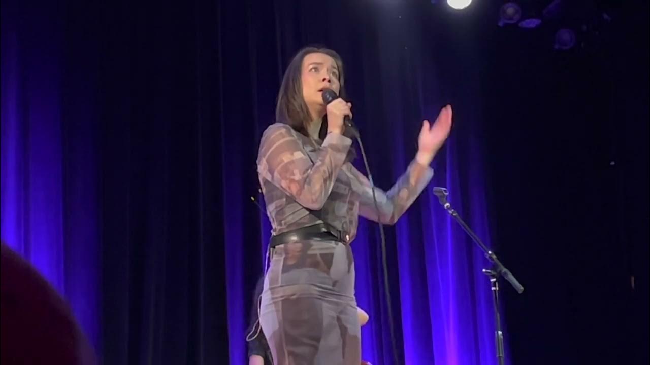 Mitski Love Me More Acoustic 9 26 2023 New York City Youtube