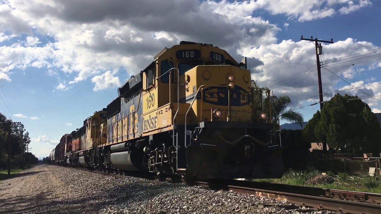 Bluebonnet GP60s BNSF 160 and BNSF 182 along with BNSF 147 lead The ...