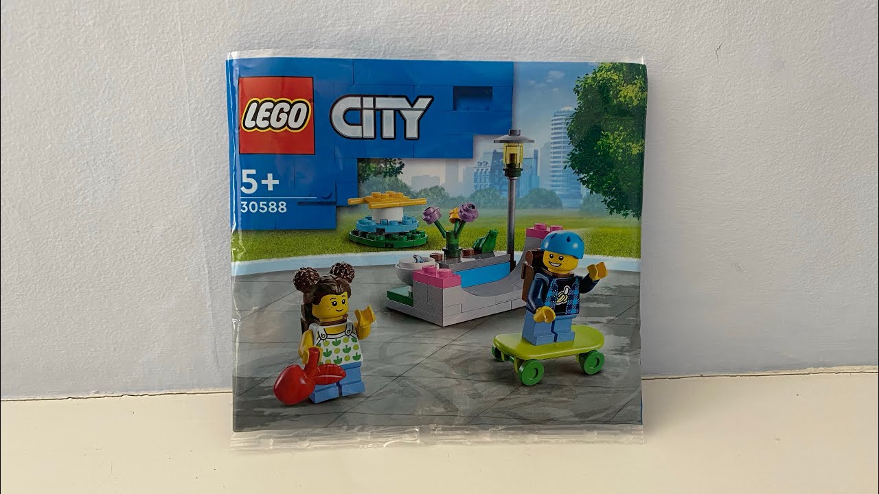 Lego City Kids Playground Polybag Set Review. - YouTube
