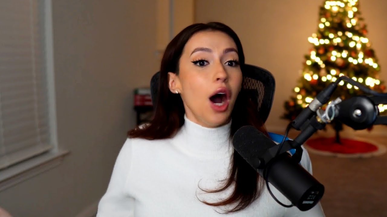 ClaraAtWork for 9 min | Out of Context #2 - YouTube