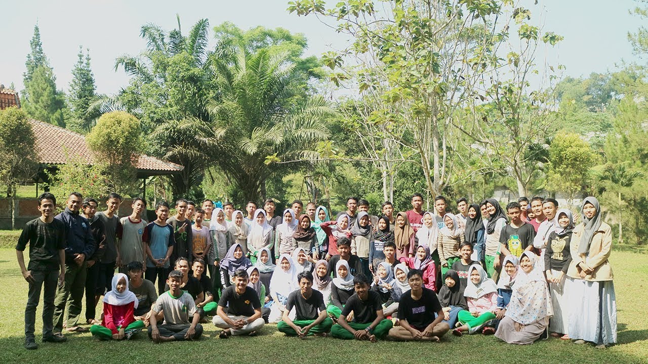 LDKS 2018 SMK dan SMA AL -AZHAR Plus Bogor - YouTube
