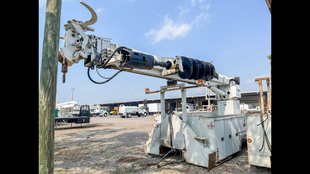 Art's Trucks & Equipment - 4422044, 2013 Altec D3060BTR Digger Body ...