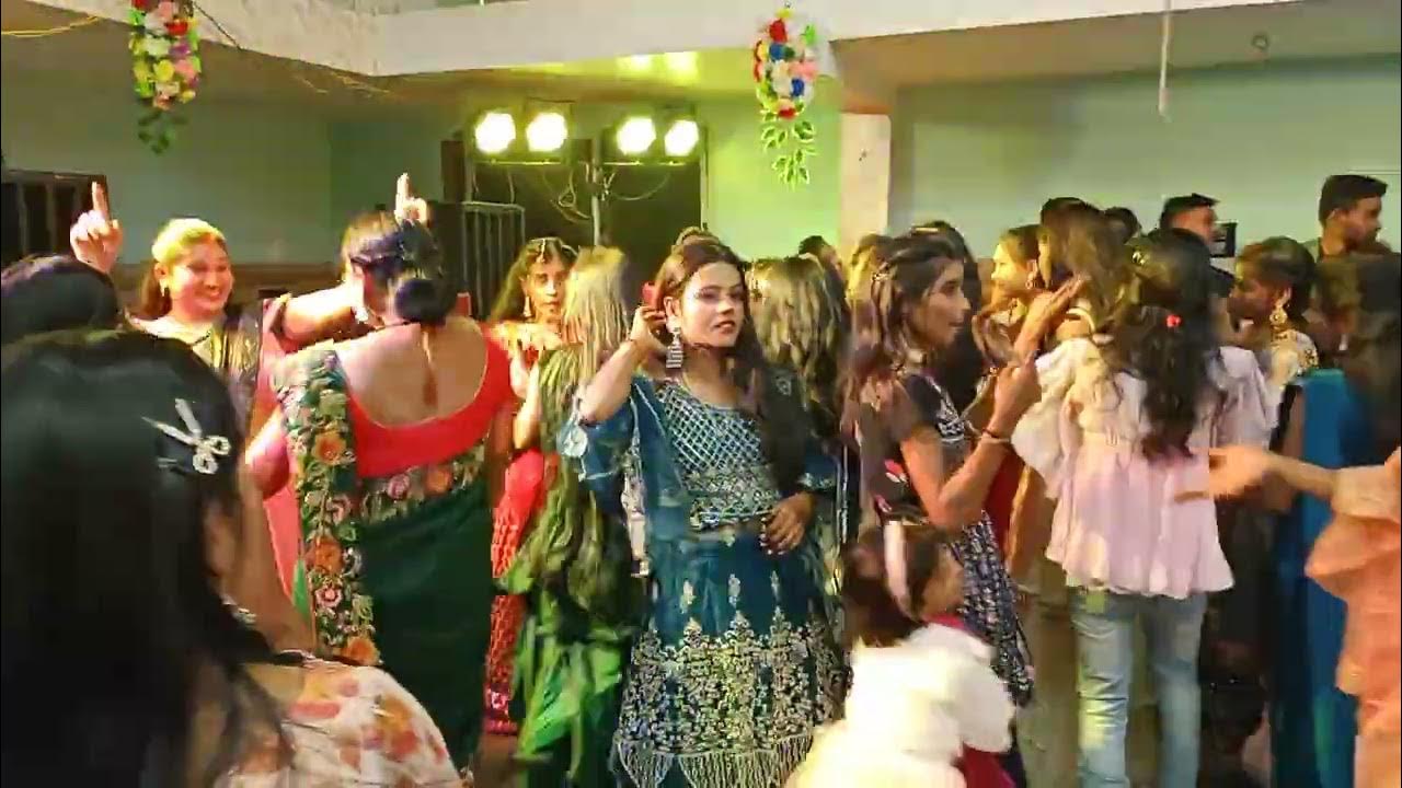 Dhanbad Girl dancing viral video - YouTube