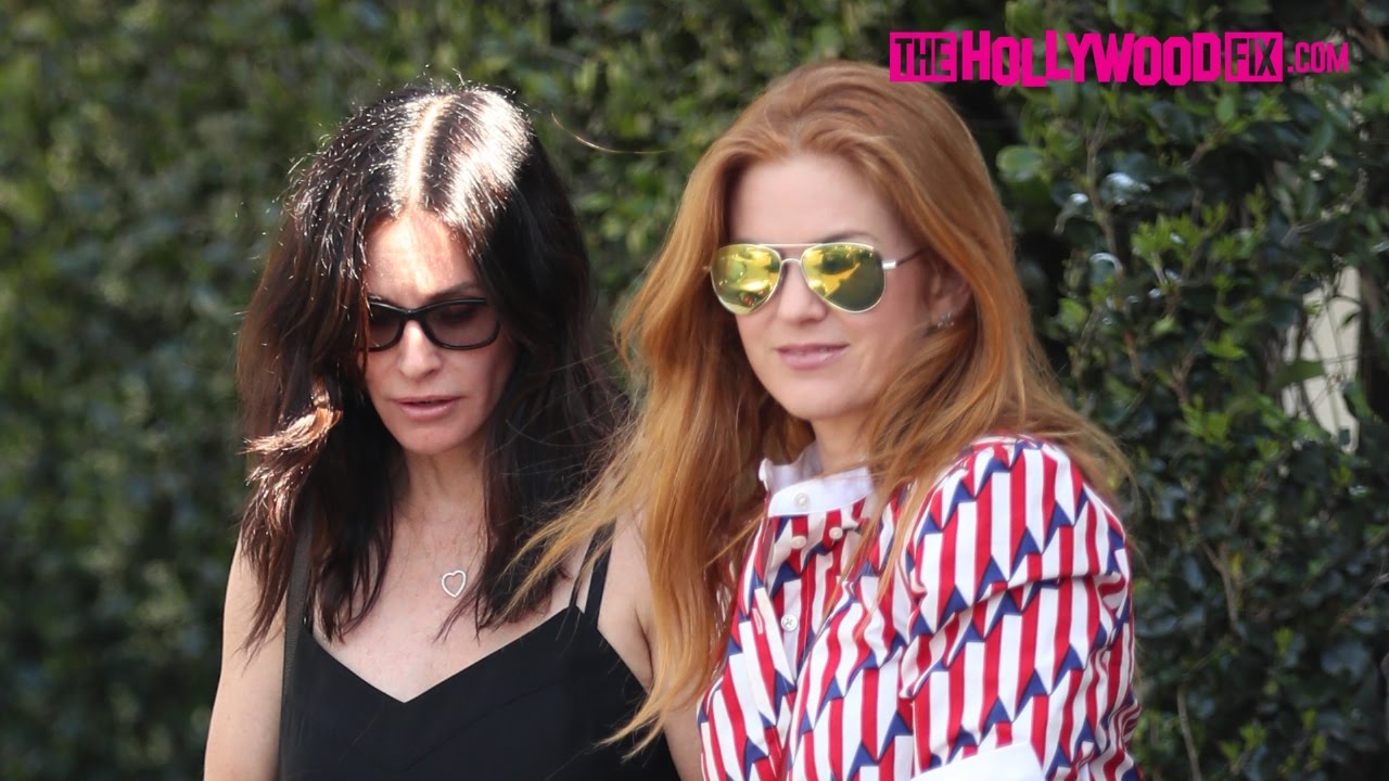 Courteney Cox & Isla Fisher Have Lunch Together At Cecconi's Restaurant ...