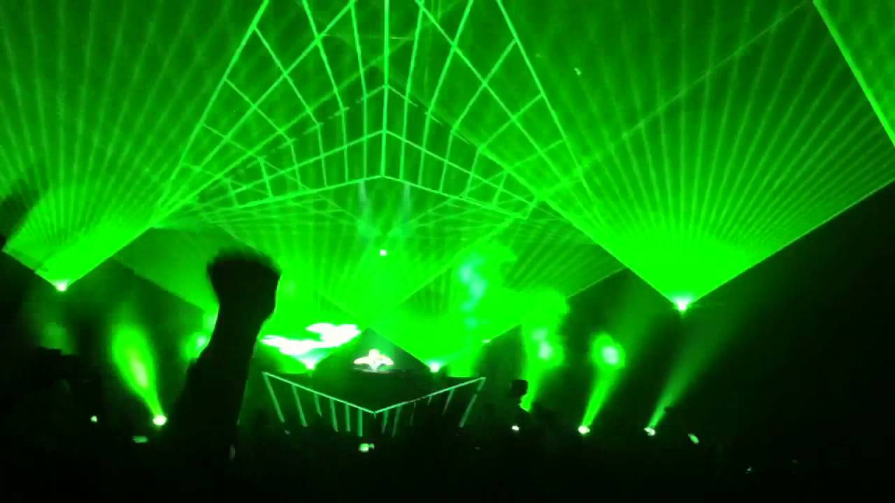 Rune RK - Calabria (Firebeatz Remix) | Live at #UnitedWeAre - YouTube