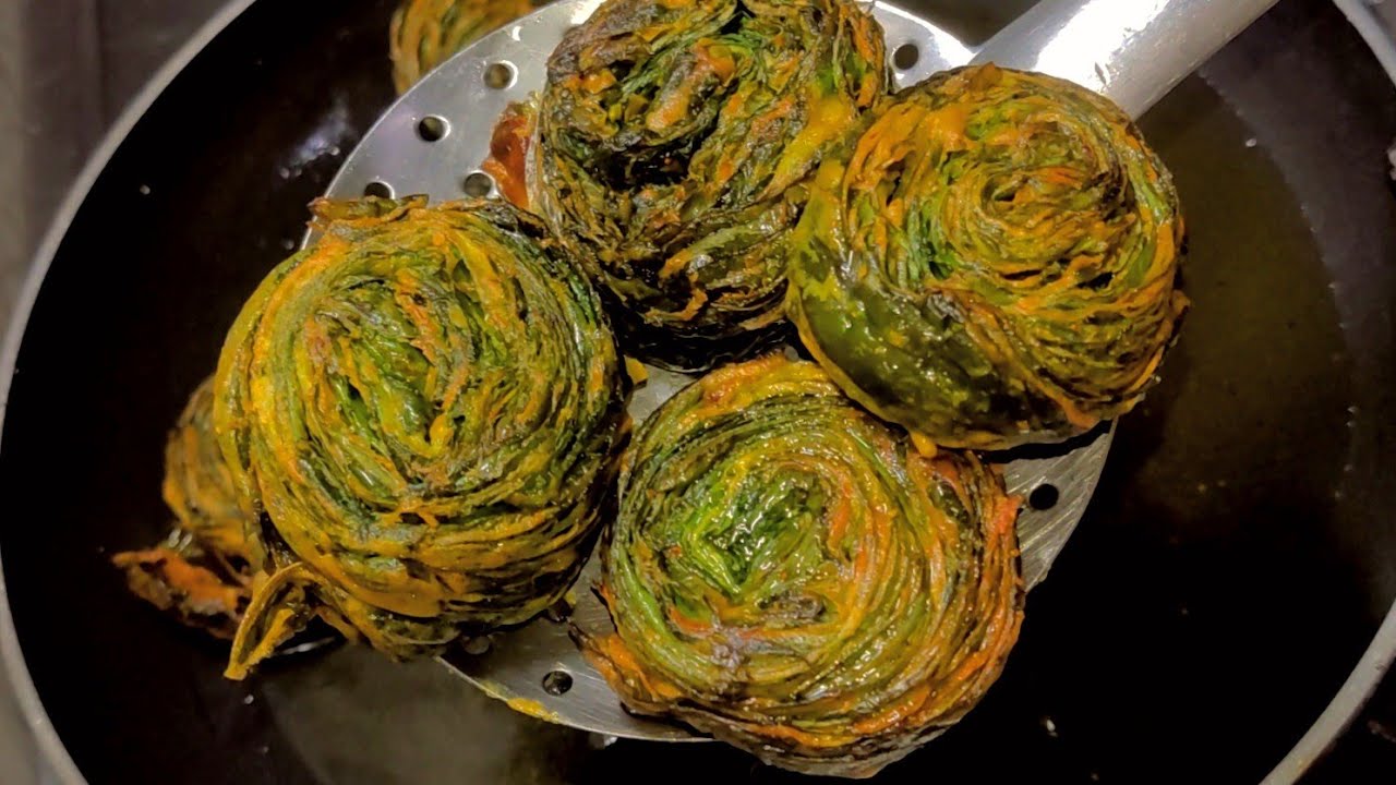 Rikwach Recipe | अरबी के पत्तों के पकोड़े |Arbi ka pakoda |SNACK RECIPE ...