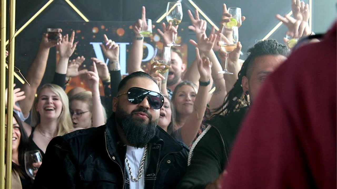 Philta West - The Line [feat.Olga] 💧 - 2022 - 4K Video - YouTube