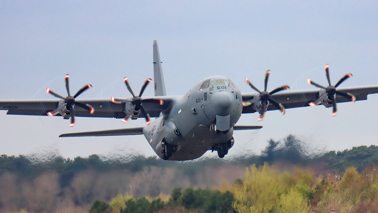 RCAF HERCULES | Royal Canadian Air Force CC-130J 130601 | Takeoff from Prestwick Airport 2022 ...