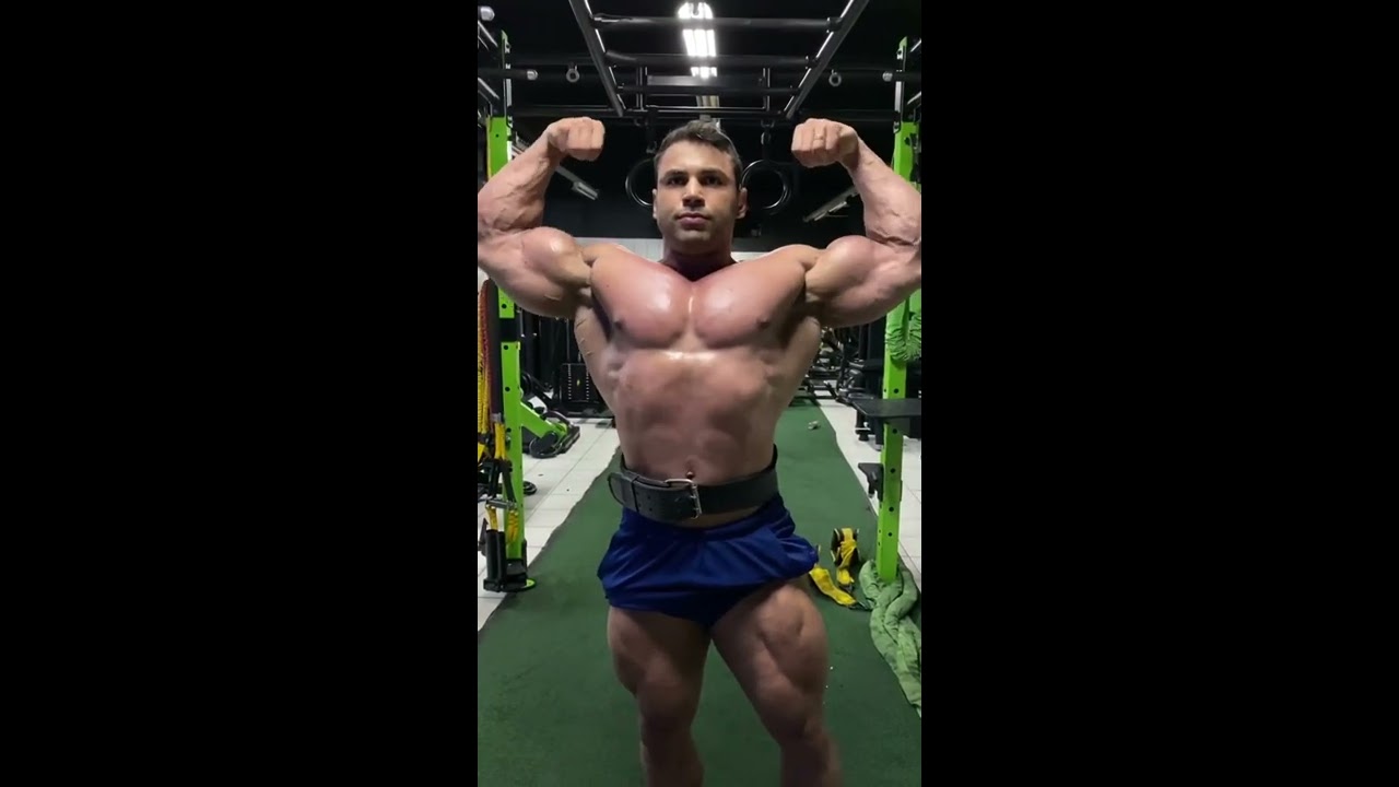 William Soares posing - YouTube