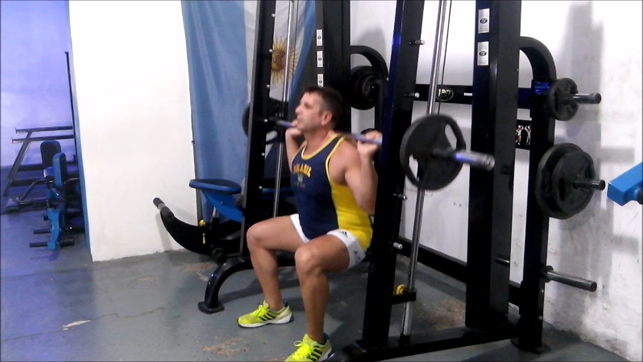 SENTADILLAS MULTIPOWER - YouTube