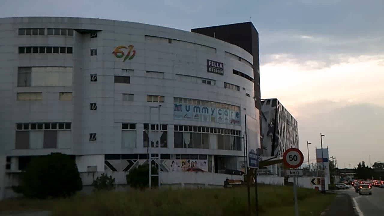 Cityone Megamall - A year after explosion - YouTube