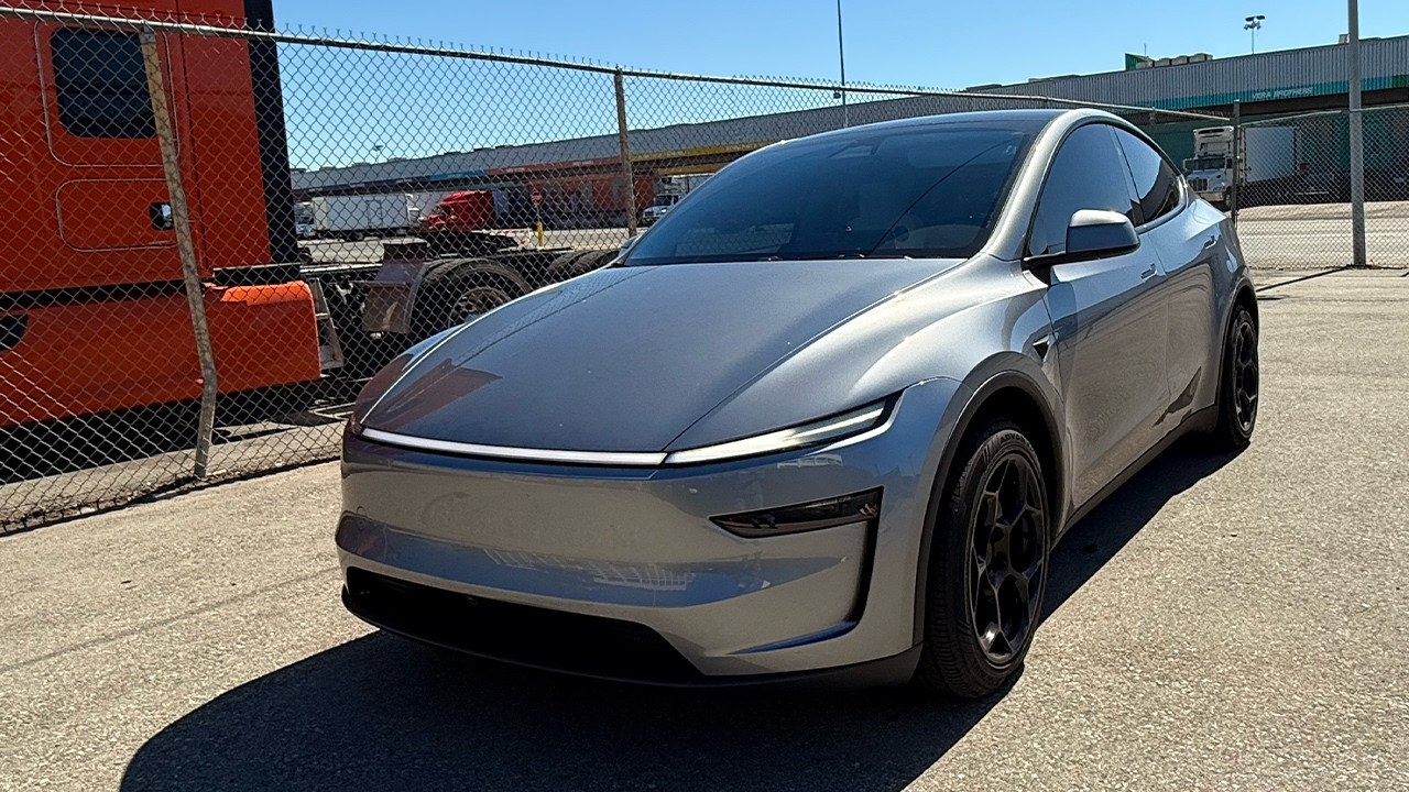 Fixing The ISSUES with My New Model Y (Service) - YouTube
