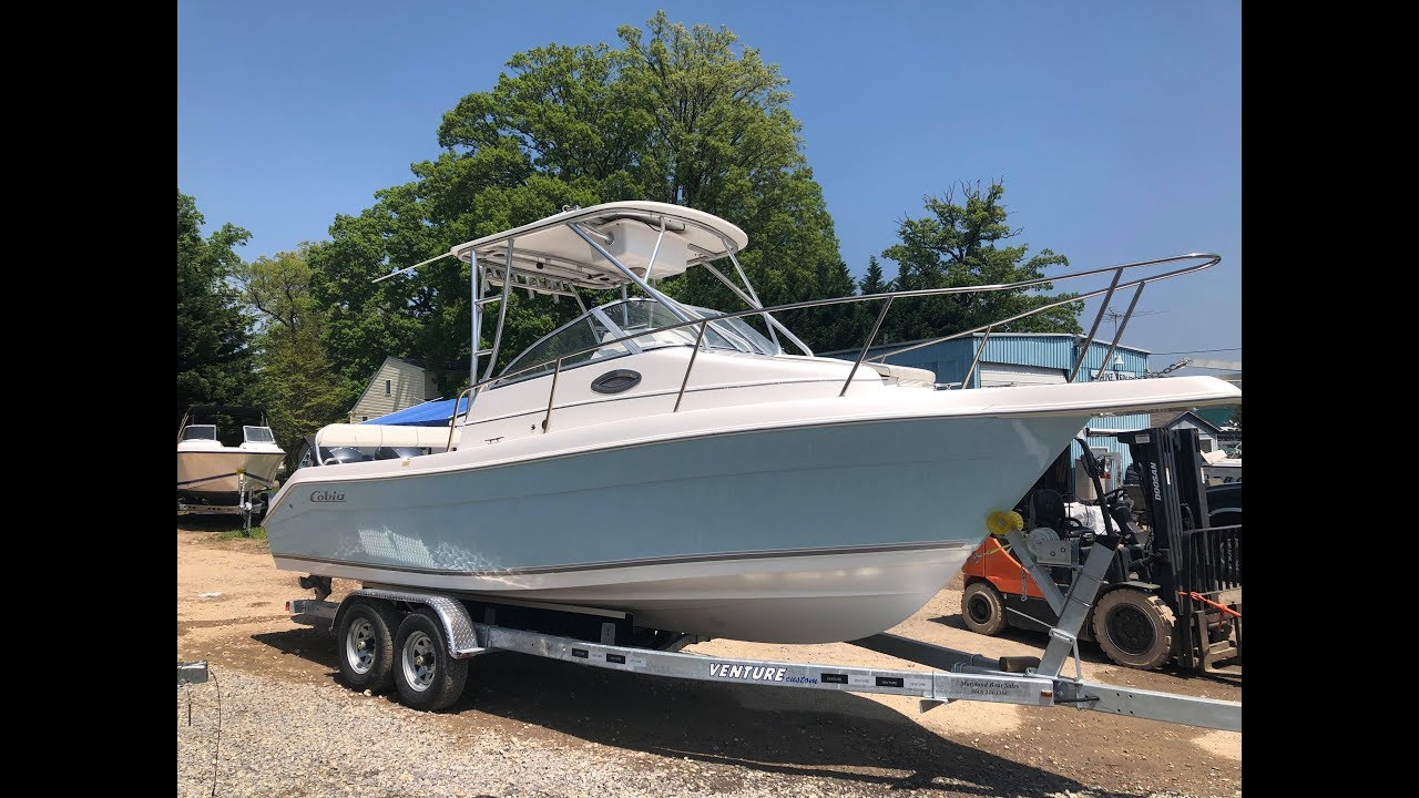 2005 Cobia 250 Walkaround - YouTube