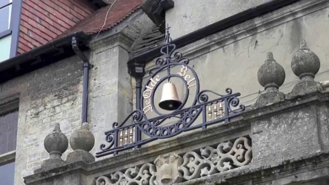 "Ghostly Guests: "Hauntings of The Old Bell" S2:E7 - YouTube