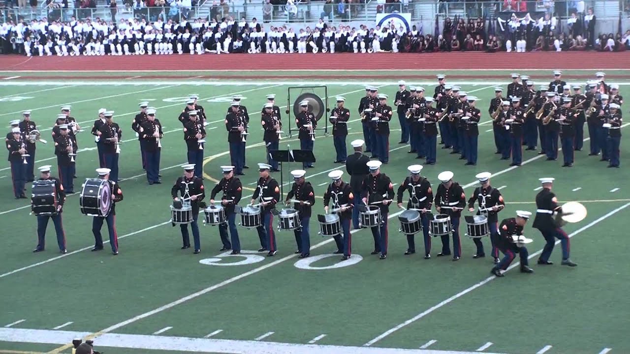 USMC West Composite Band Drum Section Solo Bandfest 2013 - YouTube