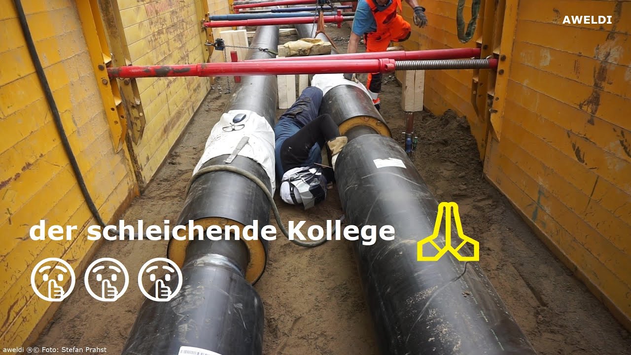 Routine bei der Arbeit und im Job auf dem Bau im erdverlegten ...