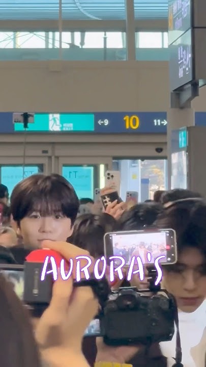 241226 NCT WISH 엔시티 위시 AAA 출국 시온 리쿠 유우시 재희 대영 료 사쿠야 - YouTube