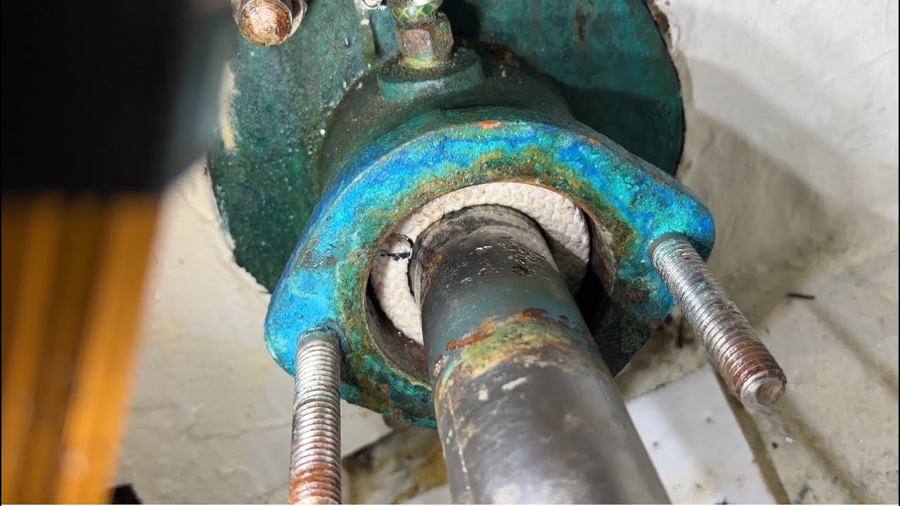 Boating101 Packing shaft fail DIY In the Bahamas our boat is sinking ...