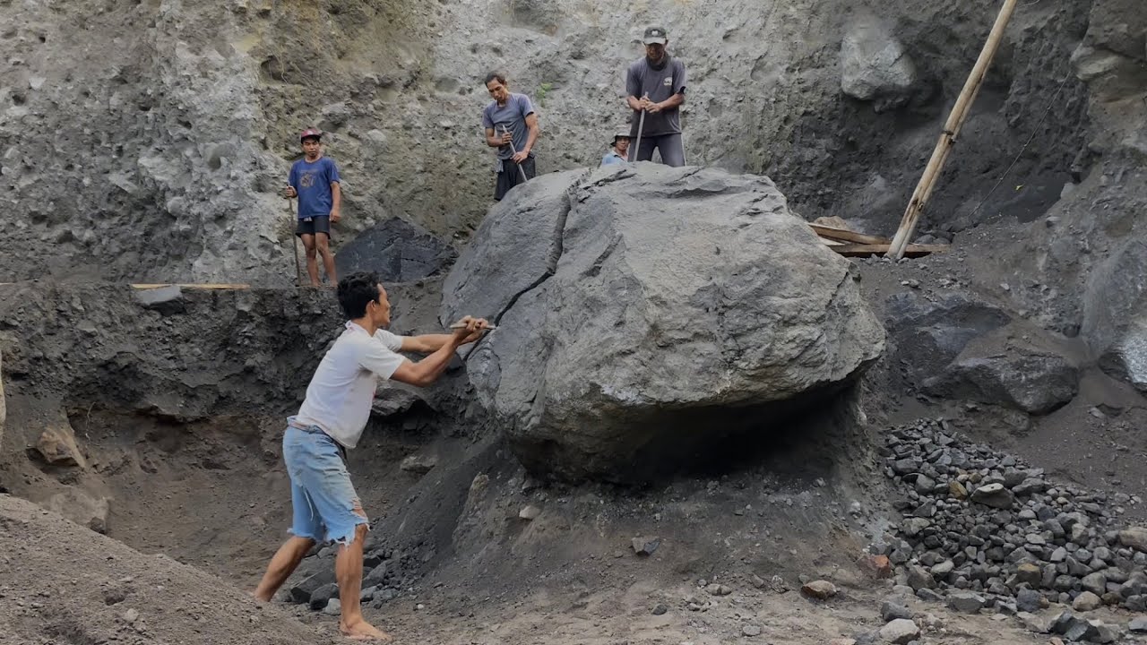 The miners seemed skilled at overcoming large rocks blocking the mining ...
