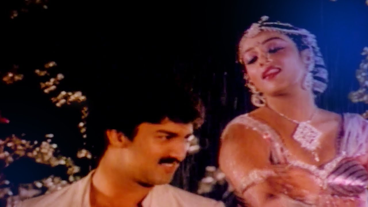 Sugam Sugam Video Song | Engal Kural | Suresh | Nalini | Tamil Romantic ...