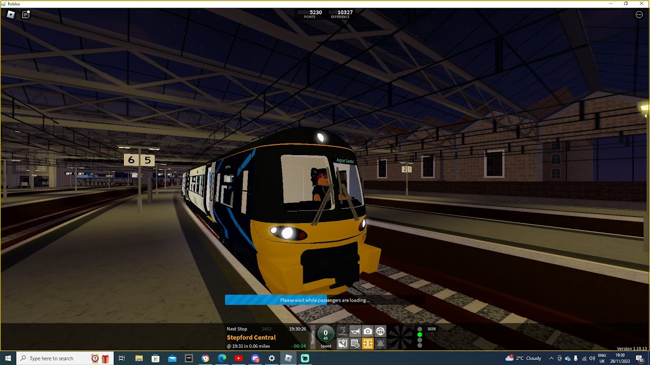 Roblox SCR: Driving class 333 from SC_SAC with @Cosmos_734 as my ...