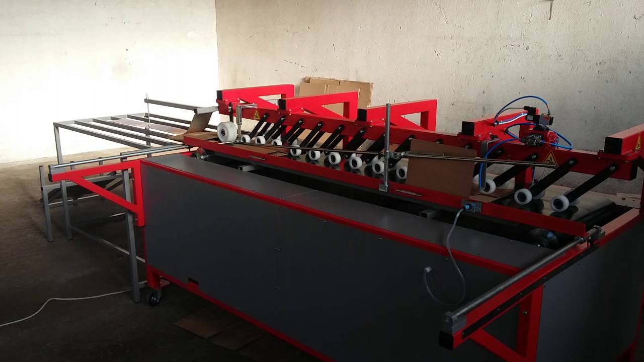 Machine for gluing and folding boxes , Masina za lepljenje i sklapanje ...