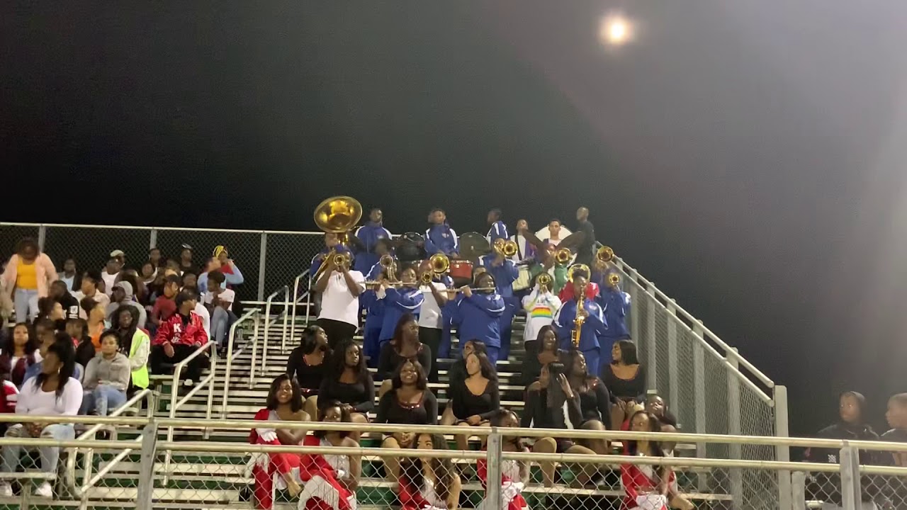 Mullins high school marching band (smash) - YouTube