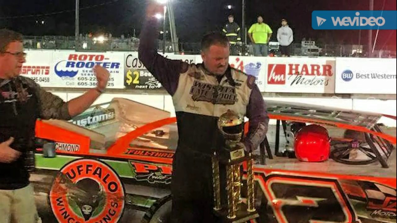 Chad Becker "HotShoe" 2017 Dirt Track Racing - YouTube