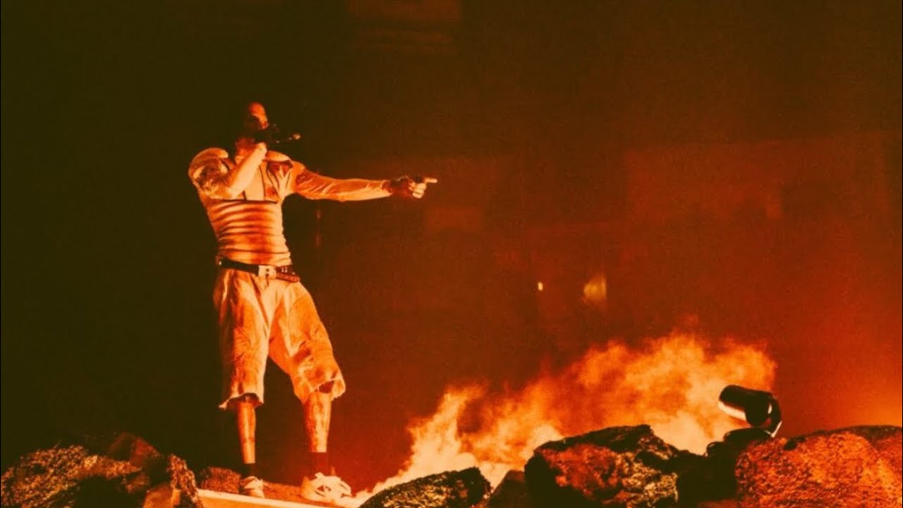 FEIN - TRAVIS SCOTT LIVE CROWD POV DETROIT - YouTube