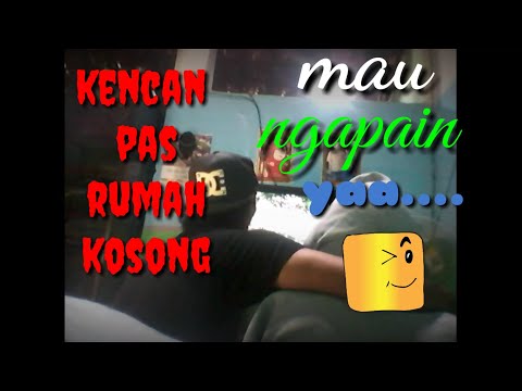 Pacaran sambil lihat tv sangat mesra