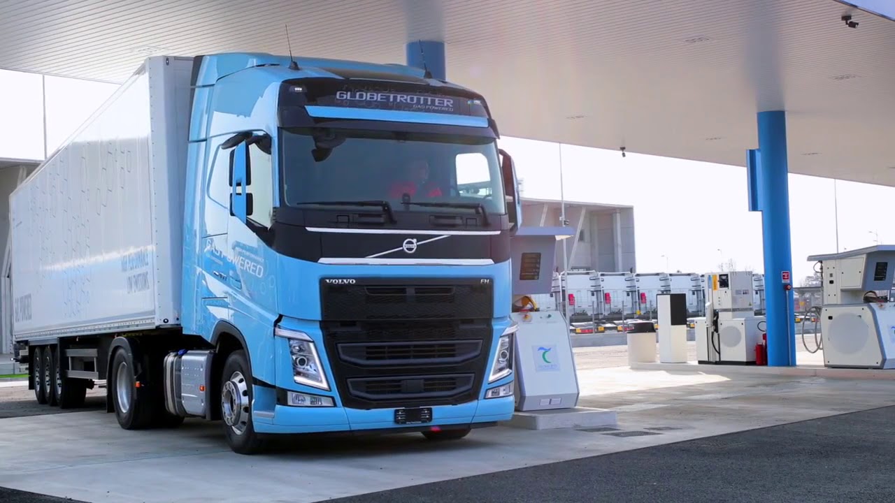 Volvo FH LNG - YouTube