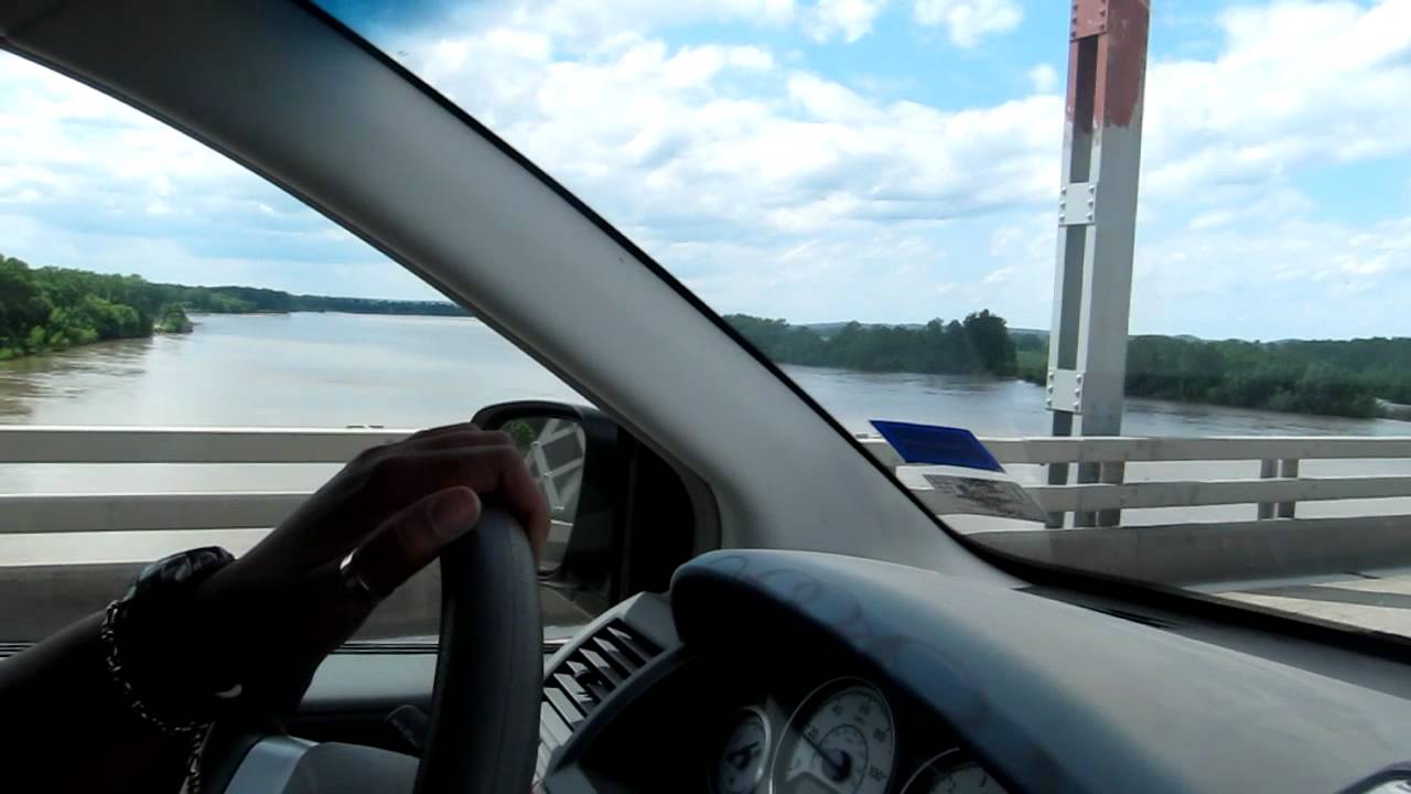 Dex Tooke RAAM 2011 Crossing the Missouri River - YouTube