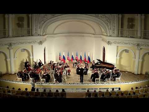 Niyazı adına Dövlət Simfonik orkestri Bədii rəhbər və baş dirijor – Yalçın Adıgözəlov