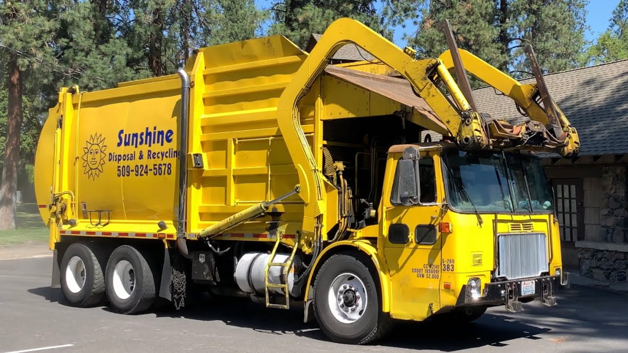 Volvo WXLL ~ Wittke Starlight Front Loader Garbage Truck - YouTube