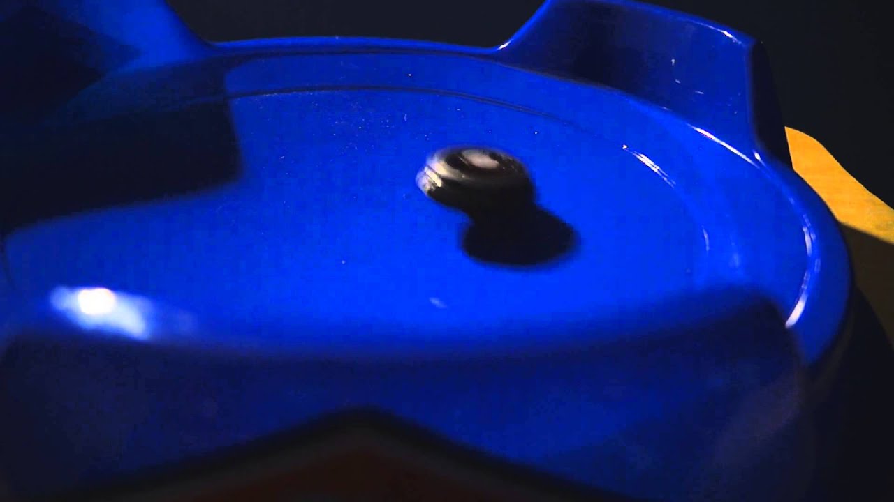 How to Left Spin Any Beyblade With A Right Spin Launcher!!! - YouTube