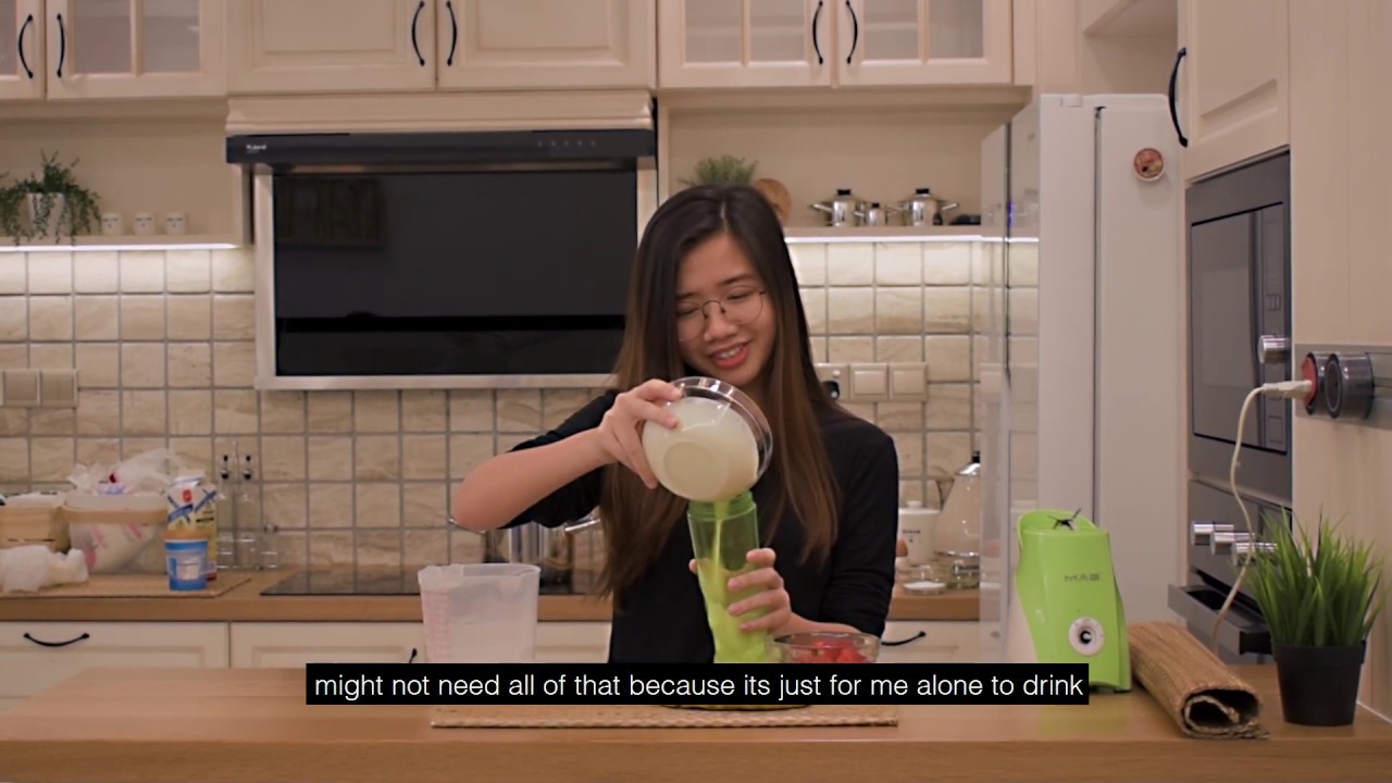 Banana Strawberry Smoothie | Dalgona Matcha Recipe - YouTube