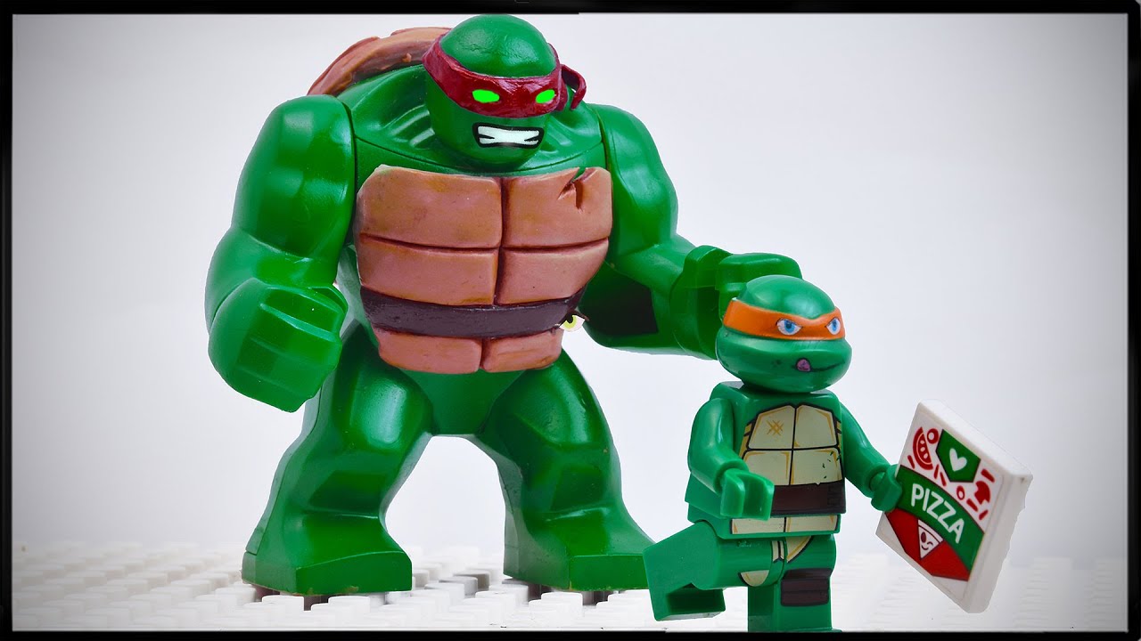 LEGO Ninja Turtles Transformation Into The Hulk - YouTube