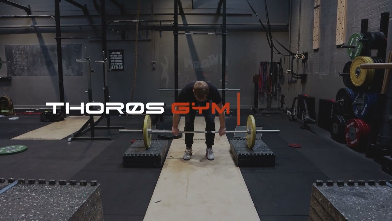 Rack pull mid shin - YouTube