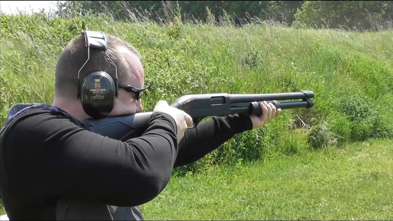 Winchester SXP - Pump Action Shotgun (Pump Gun) - YouTube