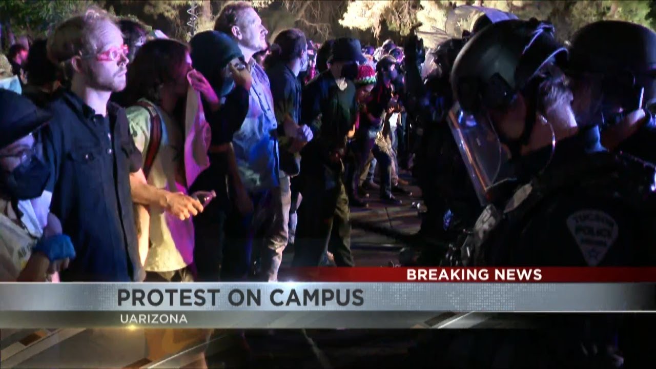 Protesters and law enforcement clash at the University of Arizona - YouTube
