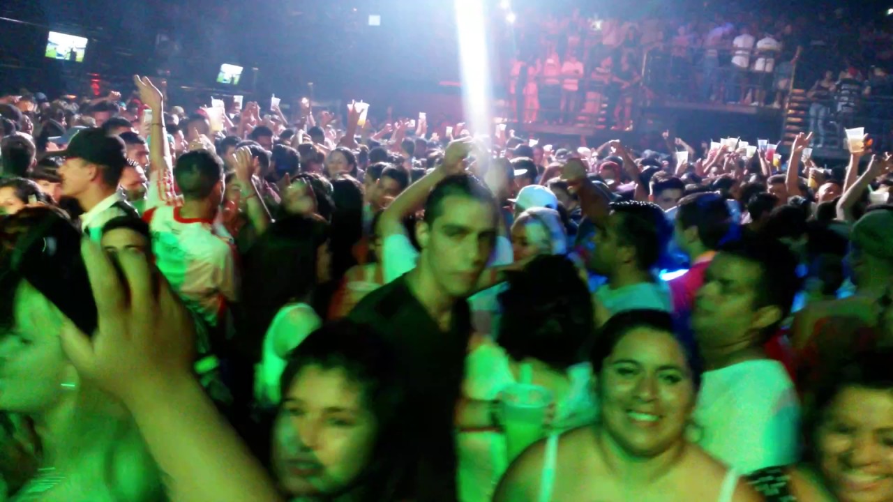 TROPITANGO BAILABLE - Noche de Recuerdo 2017 ¡Explota! - YouTube