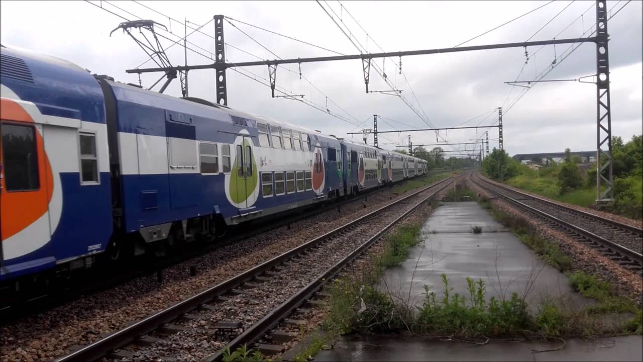En Gare de Cesson (77) - YouTube